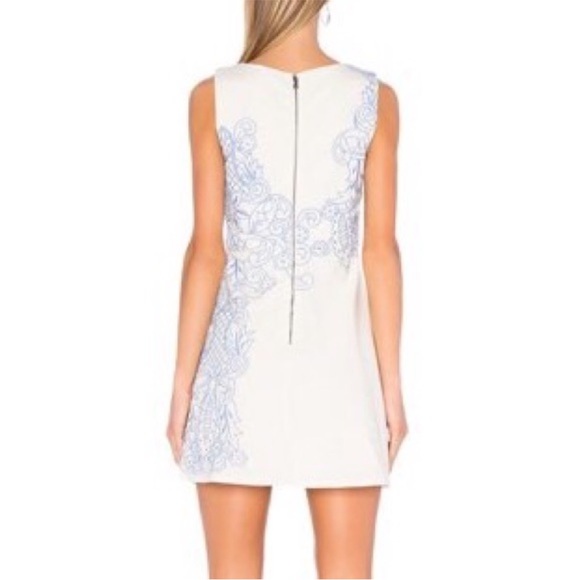 Alice + Olivia | Dresses | Alice And Olivia Malin Embroidered Dress 4 ...